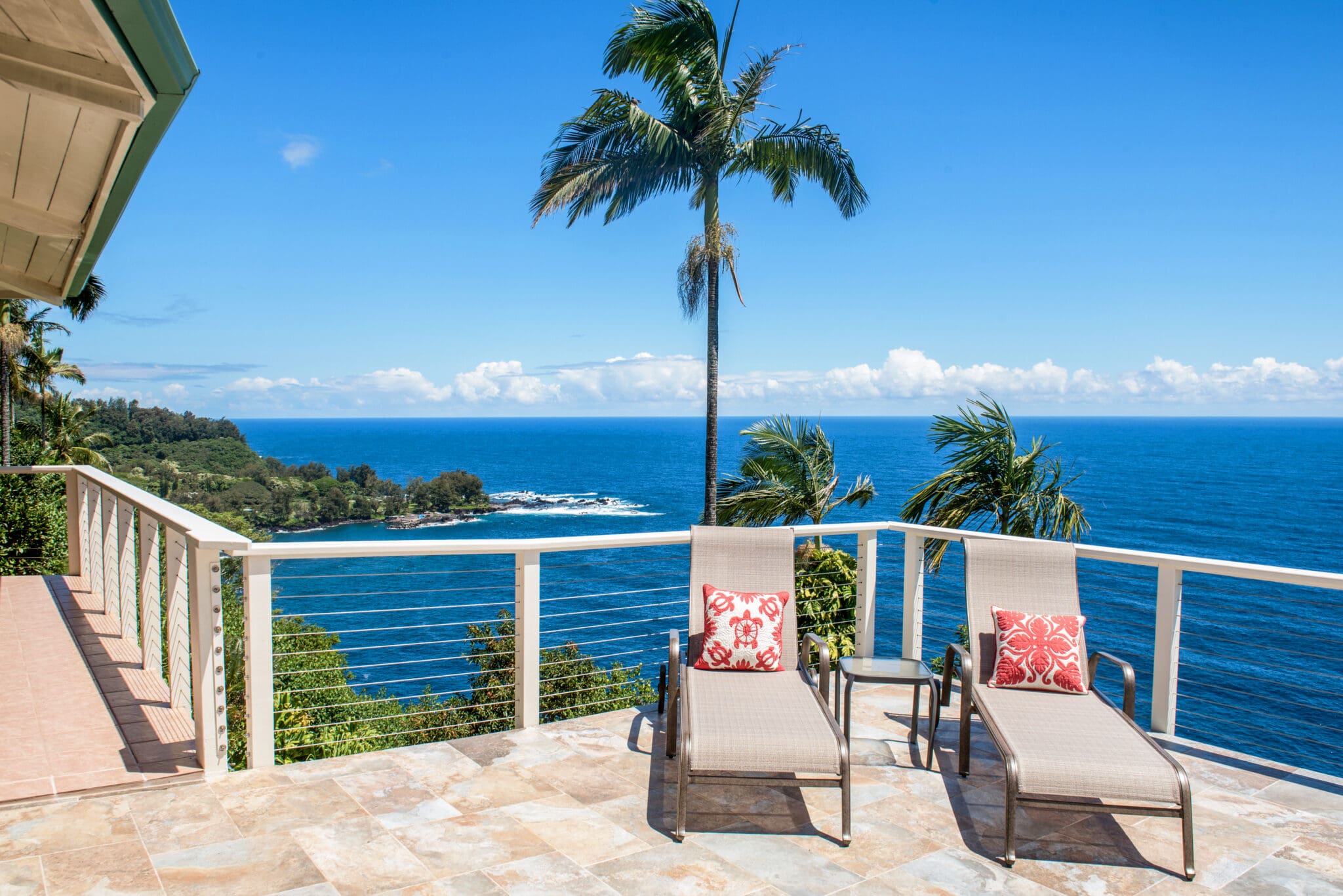 Home | Stainless Cable Railing